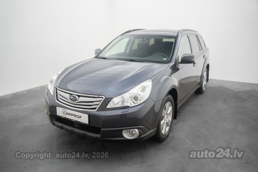 Grey Subaru Outback 2012 in Tallinn, with an engine capacity of 2.50 L and mileage of 230 thousand km for 6499 €, photo 1 on AUTOMOTO.COM.LV