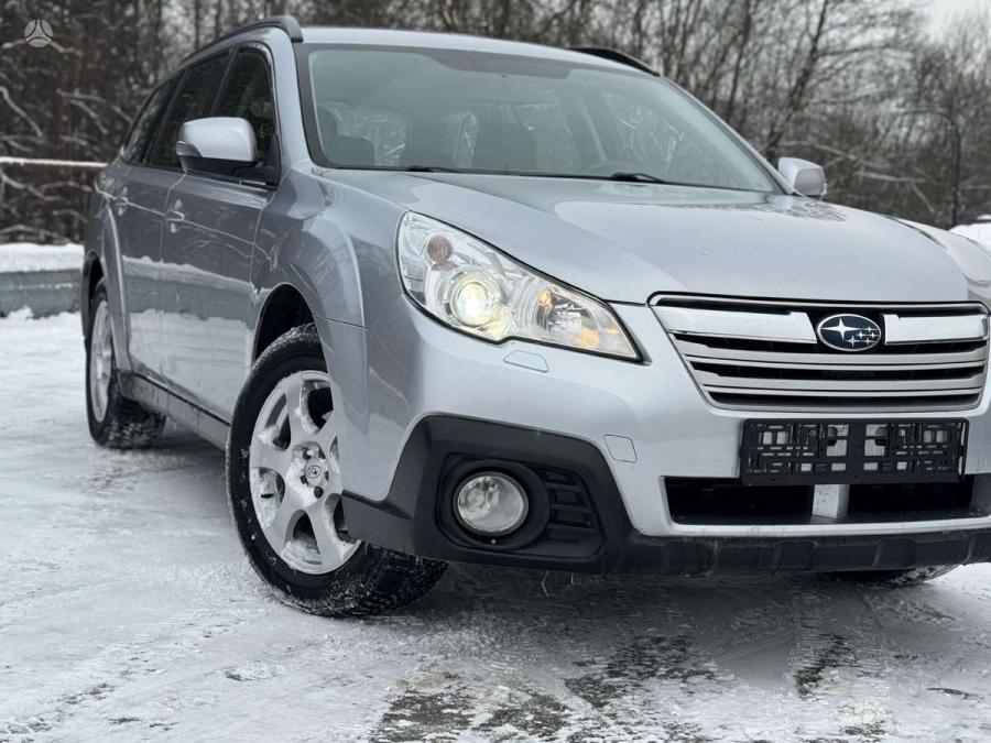 Grey Subaru Outback 2013 in Vilnius, with an engine capacity of 2.50 L and mileage of 280 thousand km for 7100 €, photo 10 on AUTOMOTO.COM.LV