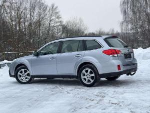 Grey Subaru Outback 2013 in Vilnius, with an engine capacity of 2.50 L and mileage of 280 thousand km for 7100 €, photo 12 on AUTOMOTO.COM.LV
