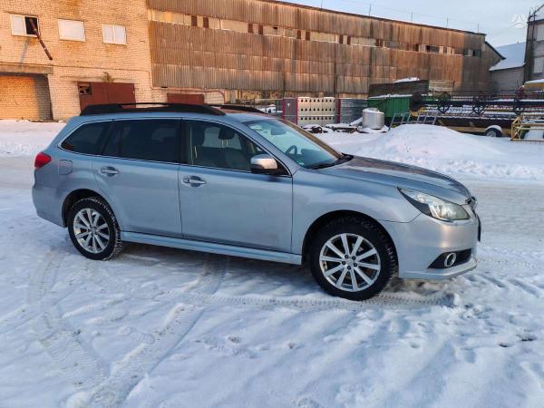 Grey Subaru Outback 2013 in Kaisiadorys, with an engine capacity of 2.50 L and mileage of 224 thousand km for 6300 €, photo 4 on AUTOMOTO.COM.LV