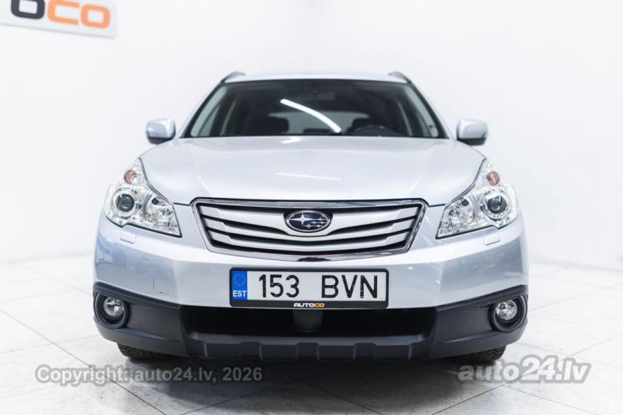 Grey Subaru Outback 2013 in Tallinn, with an engine capacity of 2.50 L and mileage of 118 thousand km for 7999 €, photo 3 on AUTOMOTO.COM.LV