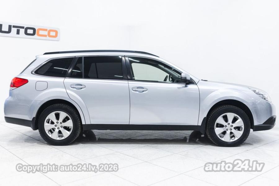 Grey Subaru Outback 2013 in Tallinn, with an engine capacity of 2.50 L and mileage of 118 thousand km for 7999 €, photo 8 on AUTOMOTO.COM.LV