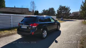 Pelēks Subaru Outback 2013 Tallina, ar dzinēja tilpumu 2.00 L un nobraukumu 281 tūkst. km par 4900 €, foto 3 vietnē AUTOMOTO.COM.LV