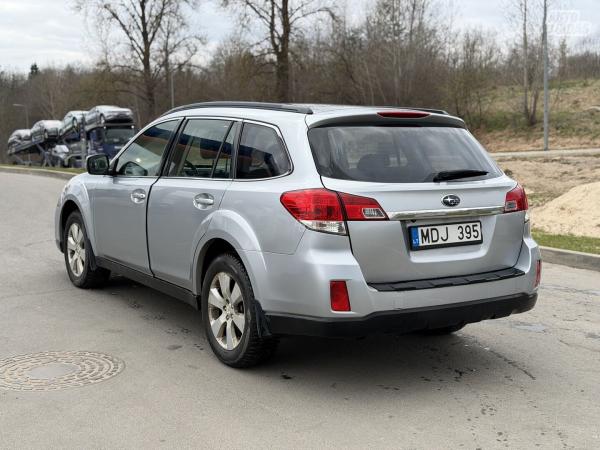 Grey Subaru Outback 2013 in Vilnius, with an engine capacity of 2.00 L and mileage of 190 thousand km for 3650 €, photo 1 on AUTOMOTO.COM.LV