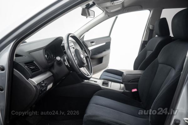 Grey Subaru Outback 2013 in Tallinn, with an engine capacity of 2.50 L and mileage of 119 thousand km for 7999 €, photo 7 on AUTOMOTO.COM.LV