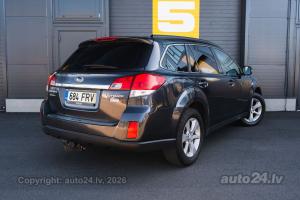 Pelēks Subaru Outback 2013 Tallina, ar dzinēja tilpumu 2.00 L un nobraukumu 176 tūkst. km par 5999 €, foto 5 vietnē AUTOMOTO.COM.LV