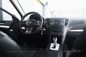 Pelēks Subaru Outback 2013 Tallina, ar dzinēja tilpumu 2.00 L un nobraukumu 176 tūkst. km par 5999 €, foto 6 vietnē AUTOMOTO.COM.LV