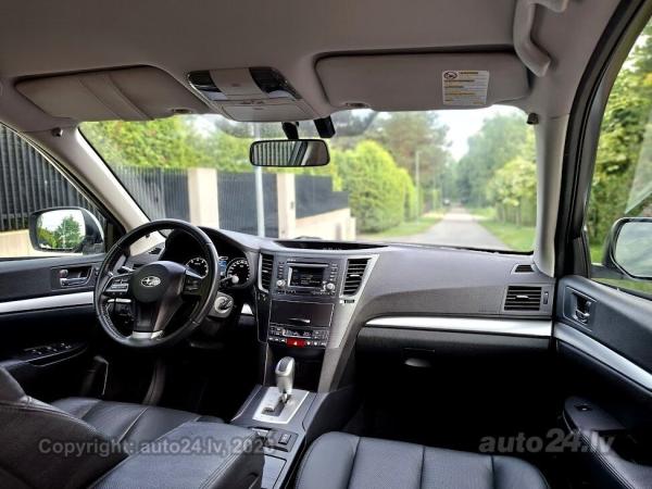 Grey Subaru Outback 2013 in Tallinn, with an engine capacity of 2.50 L and mileage of 256 thousand km for 7900 €, photo 10 on AUTOMOTO.COM.LV