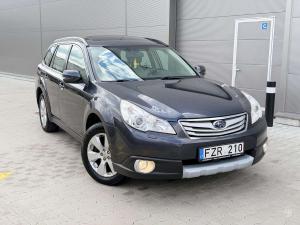 Grey Subaru Outback 2013 in Vilnius, with an engine capacity of 3.63 L and mileage of 215 thousand km for 6999 €, photo 3 on AUTOMOTO.COM.LV
