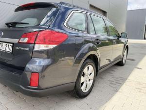 Grey Subaru Outback 2013 in Vilnius, with an engine capacity of 3.63 L and mileage of 215 thousand km for 6999 €, photo 6 on AUTOMOTO.COM.LV