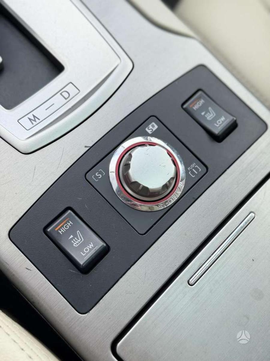 Grey Subaru Outback 2013 in Vilnius, with an engine capacity of 3.63 L and mileage of 215 thousand km for 6999 €, photo 24 on AUTOMOTO.COM.LV