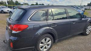 Pelēks Subaru Outback 2013 Plungė, ar dzinēja tilpumu 2.46 L un nobraukumu 210 tūkst. km par 5650 €, foto 6 vietnē AUTOMOTO.COM.LV