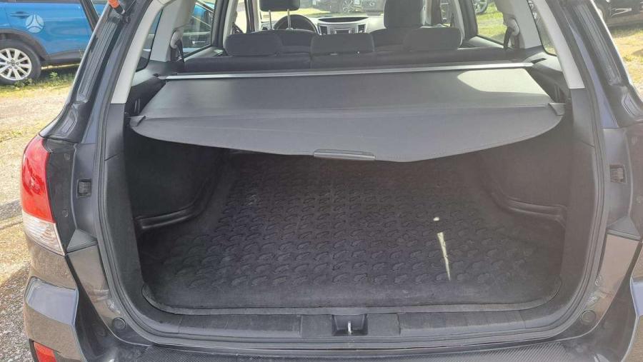 Pelēks Subaru Outback 2013 Plungė, ar dzinēja tilpumu 2.46 L un nobraukumu 210 tūkst. km par 5650 €, foto 16 vietnē AUTOMOTO.COM.LV