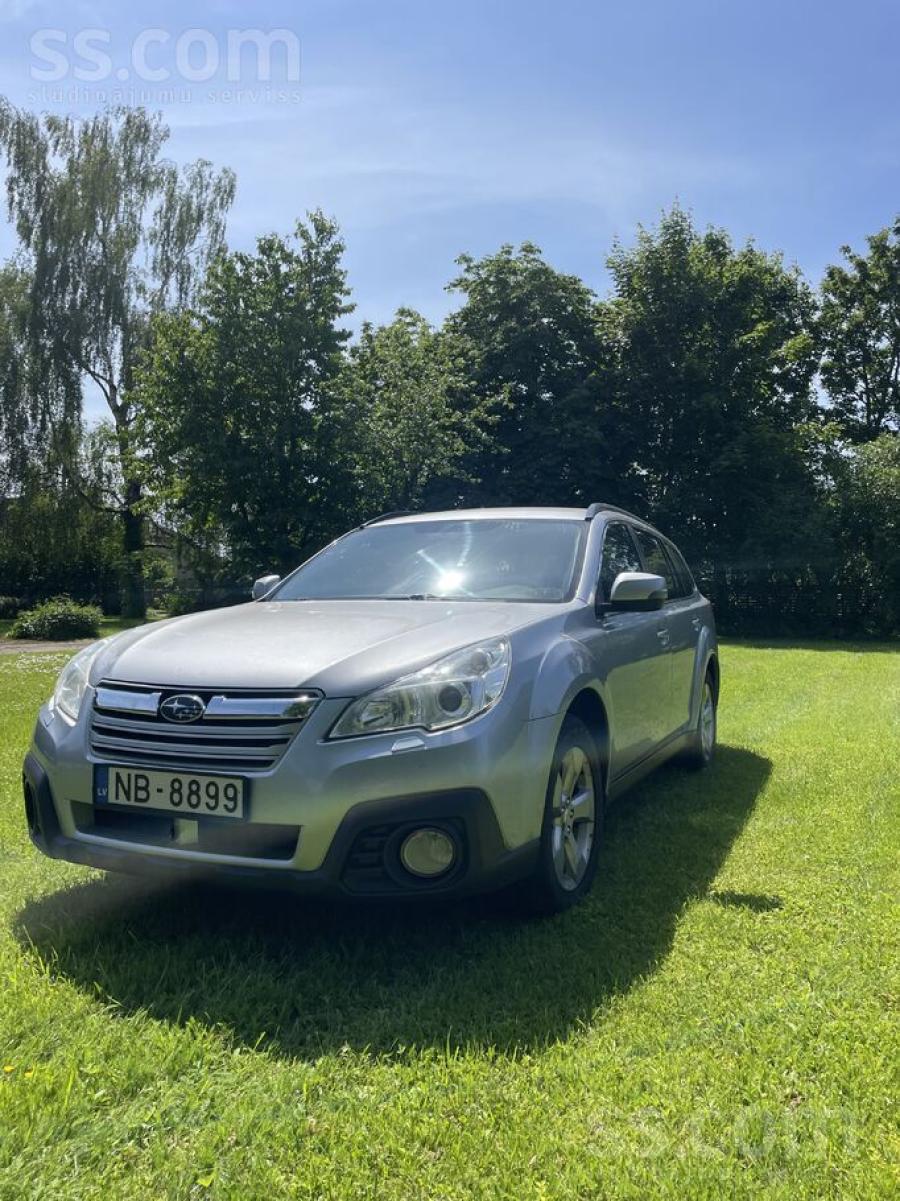 Grey Subaru Outback 2014 in Ogre, with an engine capacity of 2.50 L and mileage of 236 thousand km for 8200 €, photo 2 on AUTOMOTO.COM.LV