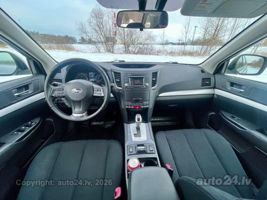 Grey Subaru Outback 2014 in Tallinn, with an engine capacity of 2.50 L and mileage of 247 thousand km for 5990 €, photo 8 on AUTOMOTO.COM.LV