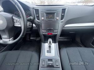 Grey Subaru Outback 2014 in Tallinn, with an engine capacity of 2.50 L and mileage of 247 thousand km for 5990 €, photo 14 on AUTOMOTO.COM.LV