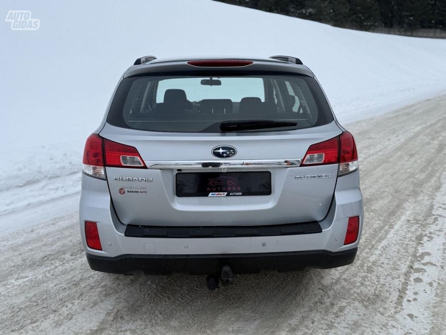 Grey Subaru Outback 2014 in Vilnius, with an engine capacity of 2.50 L and mileage of 247 thousand km for 7800 €, photo 8 on AUTOMOTO.COM.LV