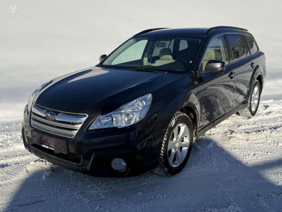 Grey Subaru Outback 2014 in Vilnius, with an engine capacity of 2.50 L and mileage of 179 thousand km for 7999 €, photo 1 on AUTOMOTO.COM.LV