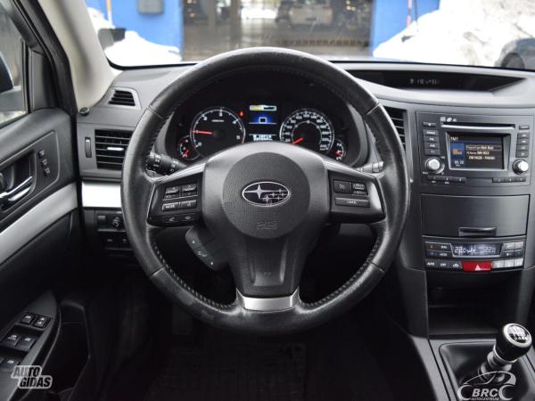 Grey Subaru Outback 2014 in Riga, with an engine capacity of 2.00 L and mileage of 337 thousand km for 2200 €, photo 11 on AUTOMOTO.COM.LV
