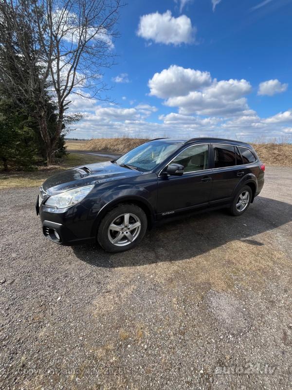 Pelēks Subaru Outback 2014 Tallina, ar dzinēja tilpumu 2.00 L un nobraukumu 333 tūkst. km par 5600 €, foto 9 vietnē AUTOMOTO.COM.LV