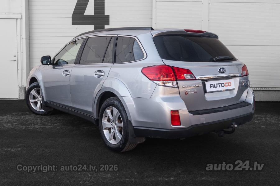 Pelēks Subaru Outback 2014 Tallina, ar dzinēja tilpumu 2.00 L un nobraukumu 202 tūkst. km par 6999 €, foto 7 vietnē AUTOMOTO.COM.LV
