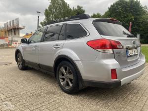 Grey Subaru Outback 2014 in Vilnius, with an engine capacity of 2.00 L and mileage of 350 thousand km for 6200 €, photo 3 on AUTOMOTO.COM.LV
