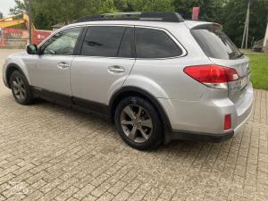 Grey Subaru Outback 2014 in Vilnius, with an engine capacity of 2.00 L and mileage of 350 thousand km for 6200 €, photo 4 on AUTOMOTO.COM.LV