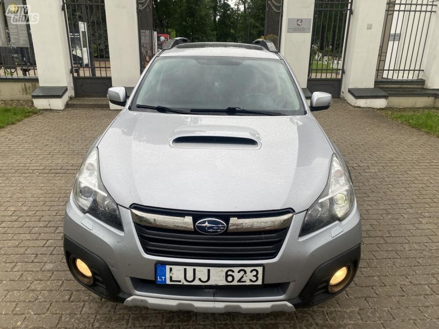 Grey Subaru Outback 2014 in Vilnius, with an engine capacity of 2.00 L and mileage of 350 thousand km for 6200 €, photo 8 on AUTOMOTO.COM.LV