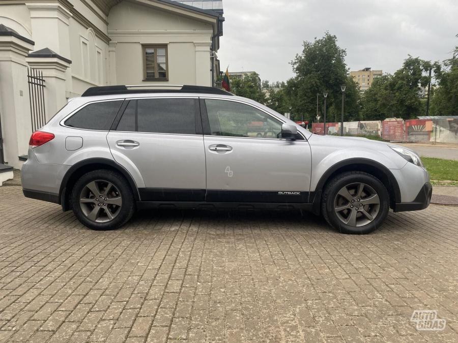 Grey Subaru Outback 2014 in Vilnius, with an engine capacity of 2.00 L and mileage of 350 thousand km for 6200 €, photo 12 on AUTOMOTO.COM.LV