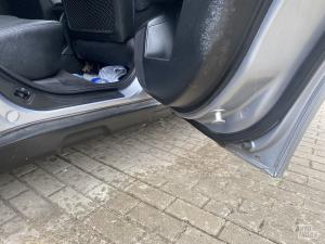 Grey Subaru Outback 2014 in Vilnius, with an engine capacity of 2.00 L and mileage of 350 thousand km for 6200 €, photo 16 on AUTOMOTO.COM.LV