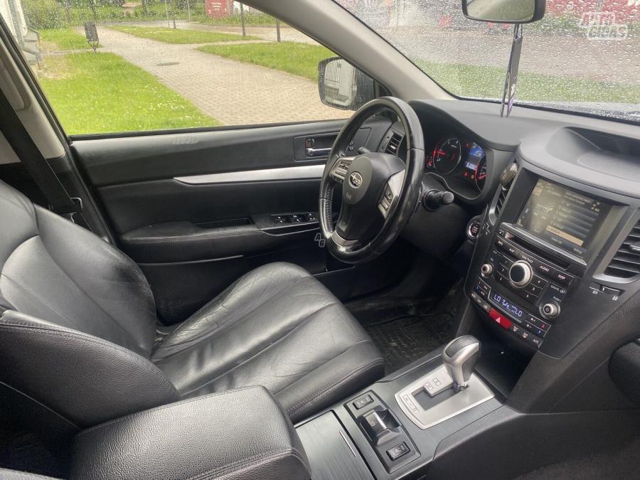 Grey Subaru Outback 2014 in Vilnius, with an engine capacity of 2.00 L and mileage of 350 thousand km for 6200 €, photo 25 on AUTOMOTO.COM.LV