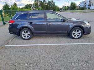 Pelēks Subaru Outback 2014 Tallina, ar dzinēja tilpumu 2.50 L un nobraukumu 173 tūkst. km par 7700 €, foto 7 vietnē AUTOMOTO.COM.LV