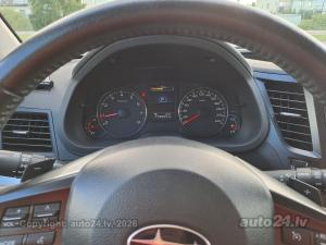 Pelēks Subaru Outback 2014 Tallina, ar dzinēja tilpumu 2.50 L un nobraukumu 173 tūkst. km par 7700 €, foto 10 vietnē AUTOMOTO.COM.LV