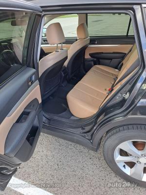 Pelēks Subaru Outback 2014 Tallina, ar dzinēja tilpumu 2.50 L un nobraukumu 173 tūkst. km par 7700 €, foto 13 vietnē AUTOMOTO.COM.LV