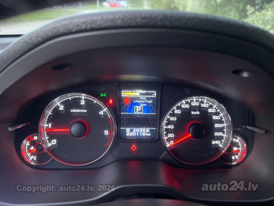 Серый Субару Аутбек 2014 в Таллин, объемом двигателя 2.00 л и пробегом 220 тыс. км за 4990 €, фото 7 на AUTOMOTO.COM.LV
