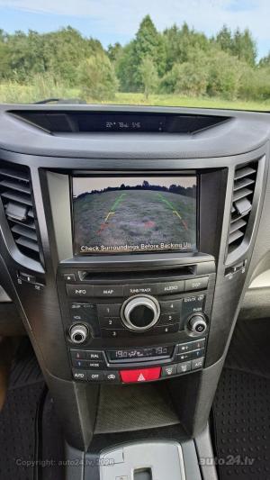 Grey Subaru Outback 2014 in Tallinn, with an engine capacity of 2.50 L and mileage of 211 thousand km for 6499 €, photo 7 on AUTOMOTO.COM.LV