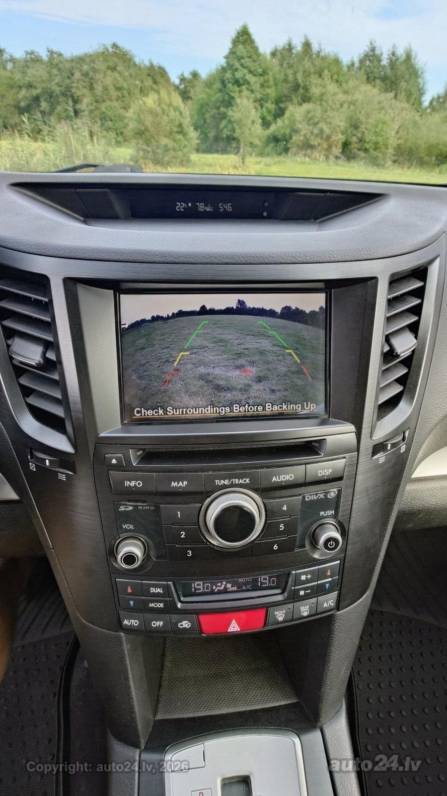 Grey Subaru Outback 2014 in Tallinn, with an engine capacity of 2.50 L and mileage of 211 thousand km for 6499 €, photo 7 on AUTOMOTO.COM.LV