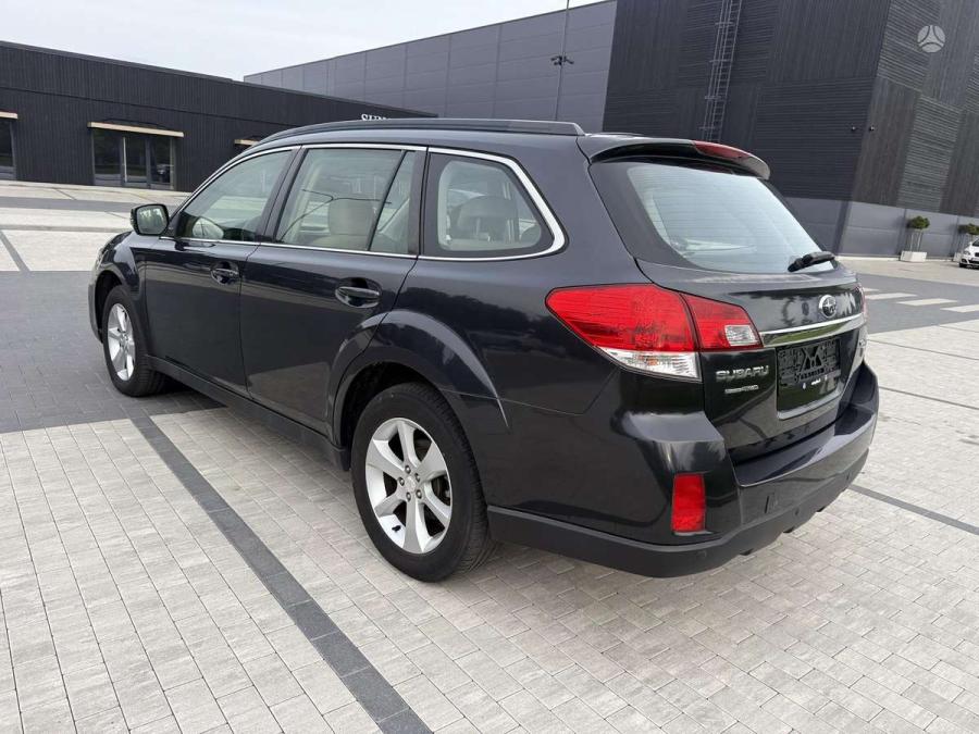 Pelēks Subaru Outback 2014 Šauļi, ar dzinēja tilpumu 2.00 L un nobraukumu 220 tūkst. km par 4500 €, foto 6 vietnē AUTOMOTO.COM.LV