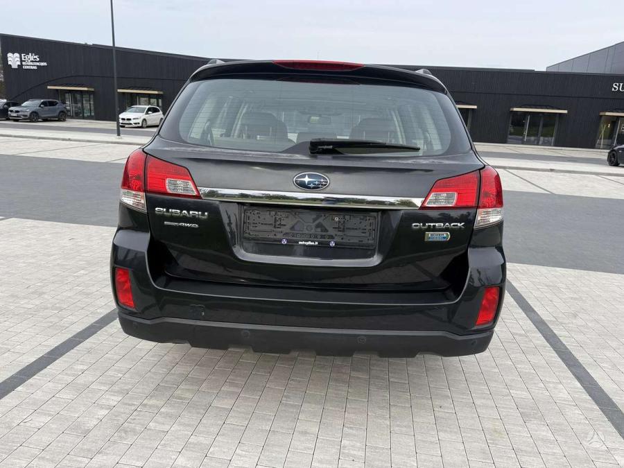 Pelēks Subaru Outback 2014 Šauļi, ar dzinēja tilpumu 2.00 L un nobraukumu 220 tūkst. km par 4500 €, foto 7 vietnē AUTOMOTO.COM.LV
