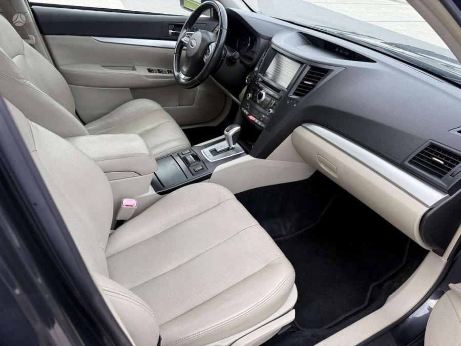 Pelēks Subaru Outback 2014 Šauļi, ar dzinēja tilpumu 2.00 L un nobraukumu 220 tūkst. km par 4500 €, foto 10 vietnē AUTOMOTO.COM.LV