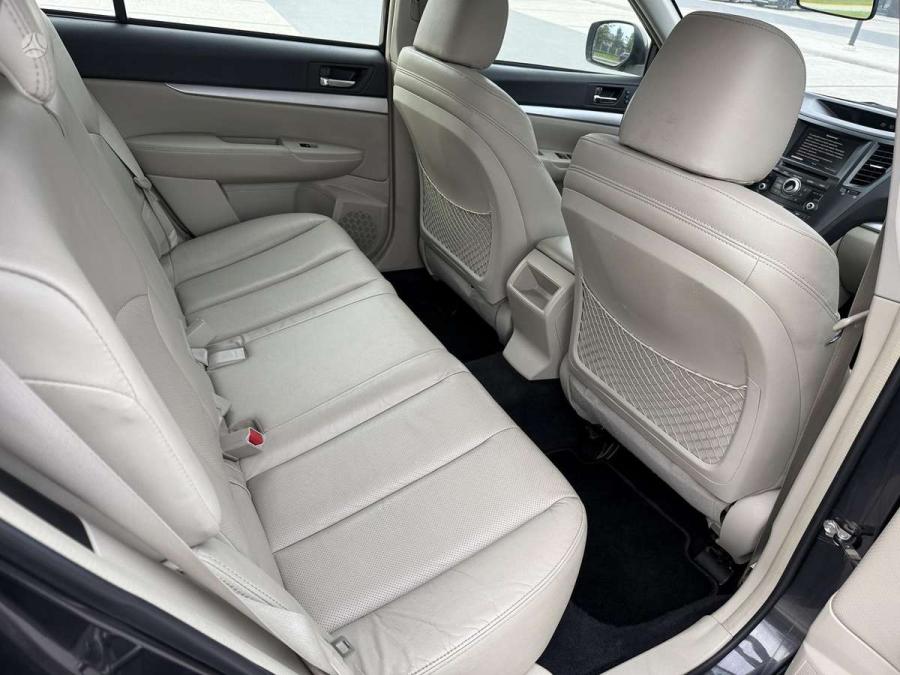 Pelēks Subaru Outback 2014 Šauļi, ar dzinēja tilpumu 2.00 L un nobraukumu 220 tūkst. km par 4500 €, foto 16 vietnē AUTOMOTO.COM.LV