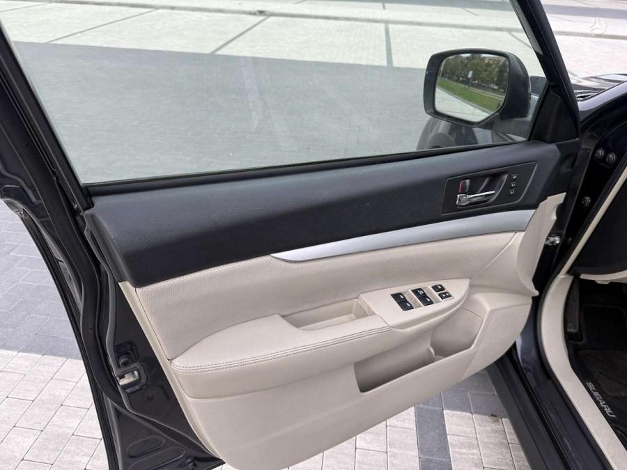 Pelēks Subaru Outback 2014 Šauļi, ar dzinēja tilpumu 2.00 L un nobraukumu 220 tūkst. km par 4500 €, foto 18 vietnē AUTOMOTO.COM.LV