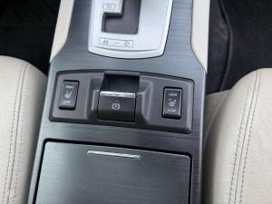 Pelēks Subaru Outback 2014 Šauļi, ar dzinēja tilpumu 2.00 L un nobraukumu 220 tūkst. km par 4500 €, foto 20 vietnē AUTOMOTO.COM.LV
