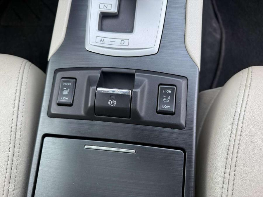 Pelēks Subaru Outback 2014 Šauļi, ar dzinēja tilpumu 2.00 L un nobraukumu 220 tūkst. km par 4500 €, foto 20 vietnē AUTOMOTO.COM.LV
