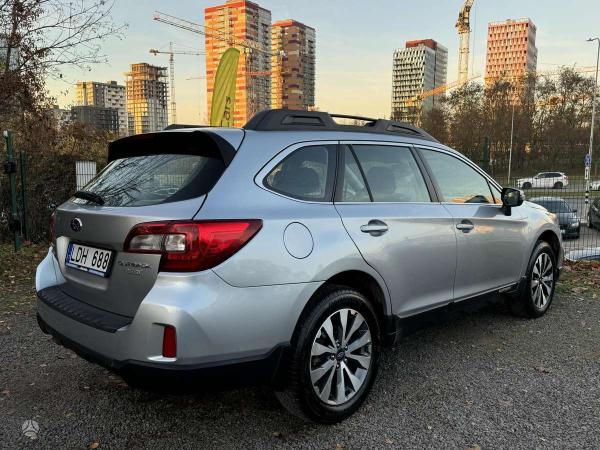 Grey Subaru Outback 2015 in Vilnius, with an engine capacity of 2.46 L and mileage of 286 thousand km for 9500 €, photo 4 on AUTOMOTO.COM.LV
