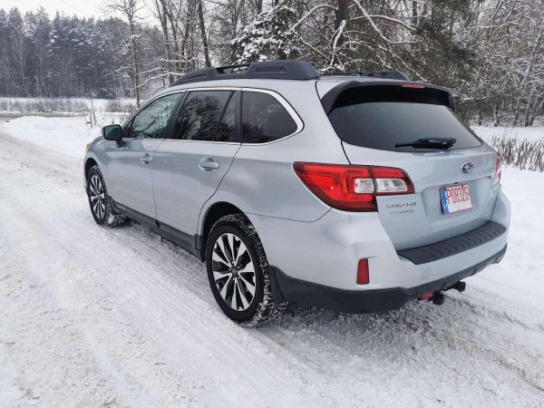 Grey Subaru Outback 2015 in Vilnius, with an engine capacity of 3.60 L and mileage of 219 thousand km for 8600 €, photo 7 on AUTOMOTO.COM.LV