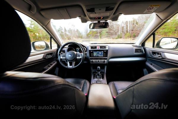Grey Subaru Outback 2015 in Tallinn, with an engine capacity of 2.50 L and mileage of 217 thousand km for 9900 €, photo 5 on AUTOMOTO.COM.LV