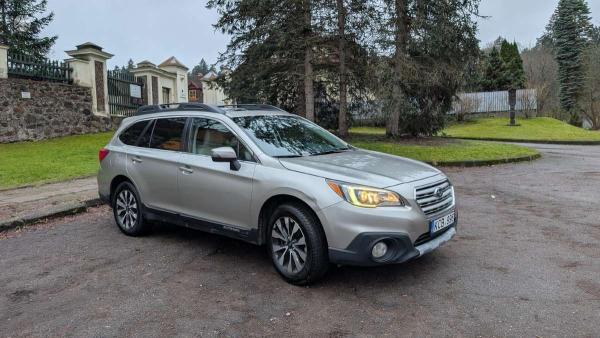 Grey Subaru Outback 2015 in Vilnius, with an engine capacity of 2.50 L and mileage of 240 thousand km for 7900 €, photo 2 on AUTOMOTO.COM.LV