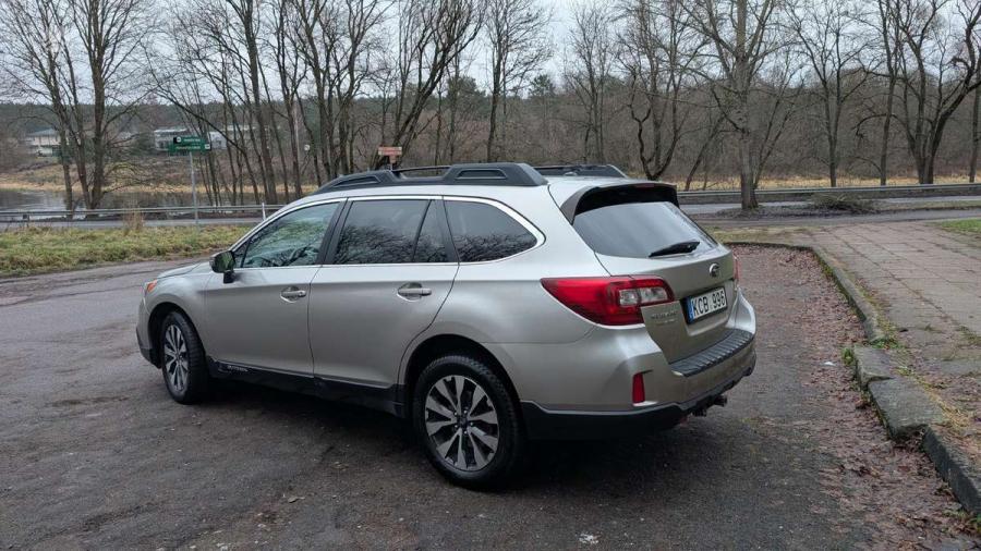 Pelēks Subaru Outback 2015 Viļņa, ar dzinēja tilpumu 2.50 L un nobraukumu 240 tūkst. km par 7900 €, foto 4 vietnē AUTOMOTO.COM.LV