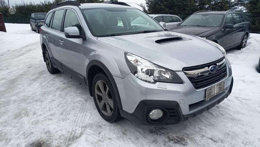 Grey Subaru Outback 2015 in Kaunas, with an engine capacity of 2.00 L and mileage of 351 thousand km for 2100 €, photo 1 on AUTOMOTO.COM.LV